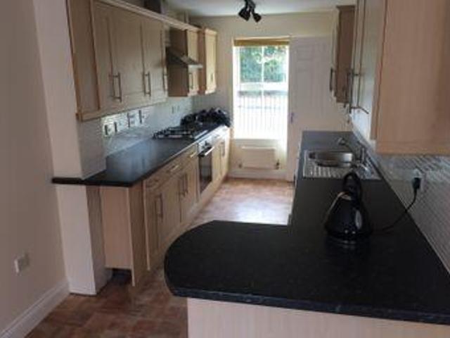4 Bedrooms Semi detached house for rent in Torun Way, Swindon SN25