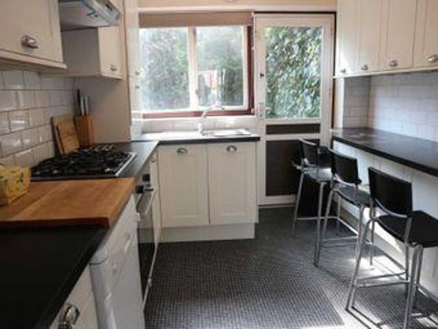 4 Bedrooms Semi detached house for rent in Teddington Close, Canterbury CT1