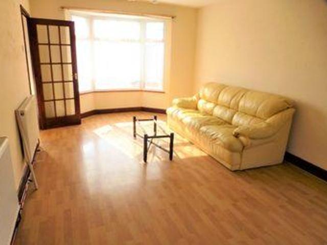 4 Bedrooms Semi detached house for rent in The Brightside, Enfield EN3