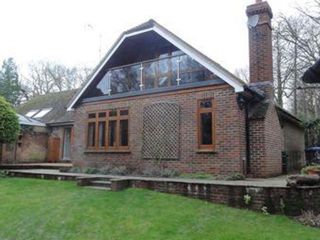 4 Bedrooms Semi detached house for rent in The Street, Warninglid, Haywards Heath, West Sussex RH17