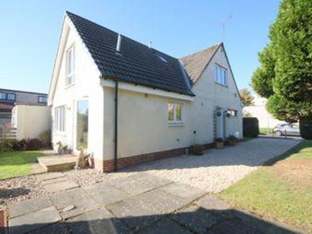 4 Bedrooms Semi detached house for sale in 79 North Gyle Loan, Corstorphine, Edinburgh EH12