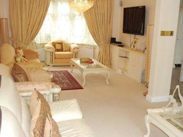 4 Bedrooms Semi detached house for sale in College Hill Road, Harrow, London, Uk HA3