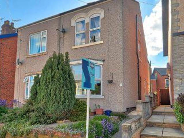 4 Bedrooms Semi detached house for sale in Compton Street, Chesterfield S40
