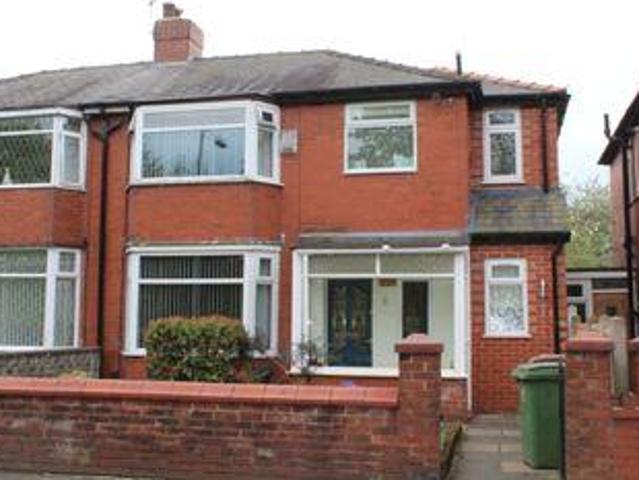 4 Bedrooms Semi detached house for sale in Cawdor Avenue, Farnworth BL4
