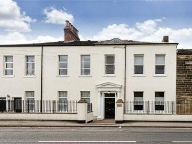 4 Bedrooms Semi detached house for sale in Carleton Road, Pontefract, West Yorkshire WF8