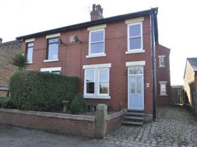 4 Bedrooms Semi detached house for sale in Carr House Lane, Hollingworth, Hyde SK14