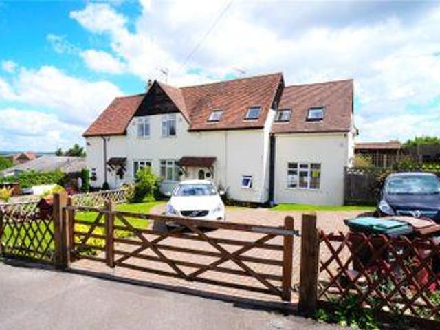 4 Bedrooms Semi detached house for sale in Castle Lane, Gravesend, Kent DA12