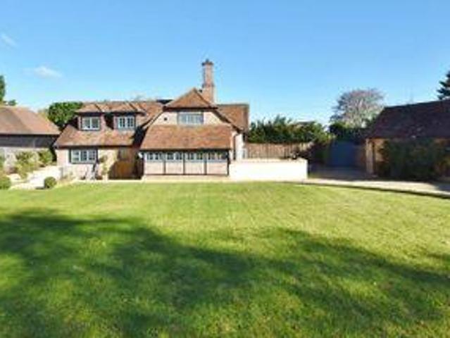 4 Bedrooms Semi detached house for sale in Church Road, Penn, High Wycombe HP10