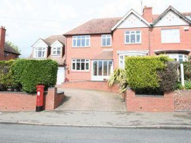 4 Bedrooms Semi detached house for sale in Chawn Hill, Stourbridge DY9