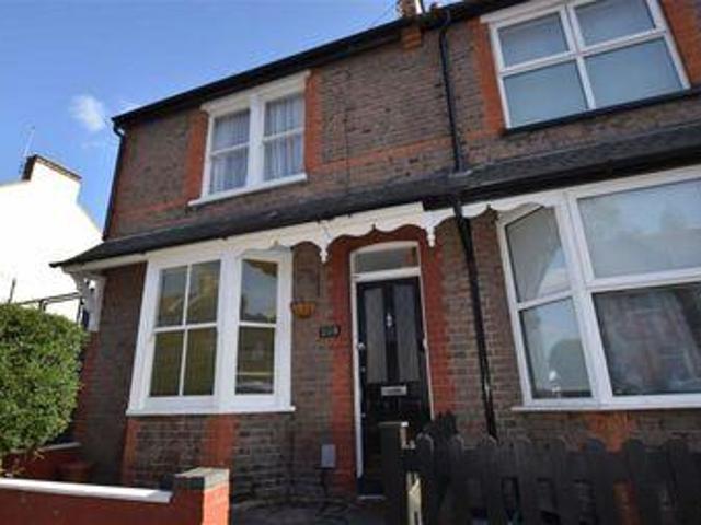 4 Bedrooms Semi detached house for sale in Chester Road, Watford, Hertfordshire WD18