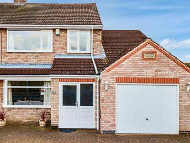 4 Bedrooms Semi detached house for sale in Clumber Drive, Radcliffe On Trent, Nottingham NG12
