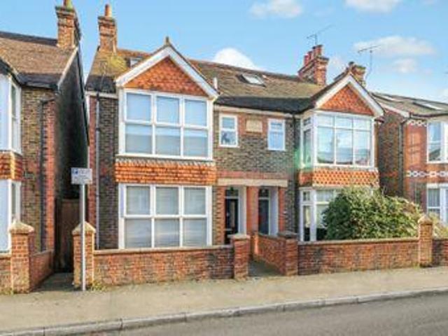 4 Bedrooms Semi detached house for sale in Clarence Road, Horsham RH13
