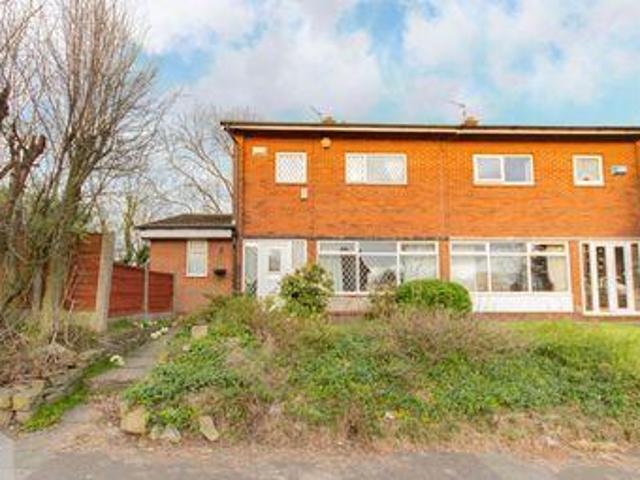 4 Bedrooms Semi detached house for sale in Crompton Way, Bolton BL2