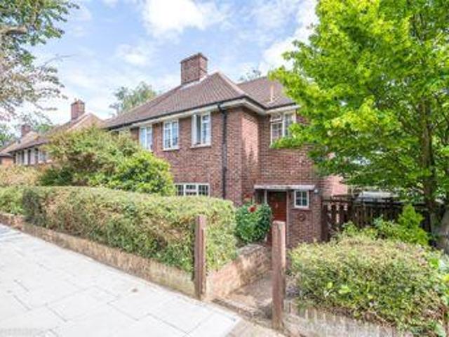 4 Bedrooms Semi detached house for sale in Crossthwaite Avenue, London SE5