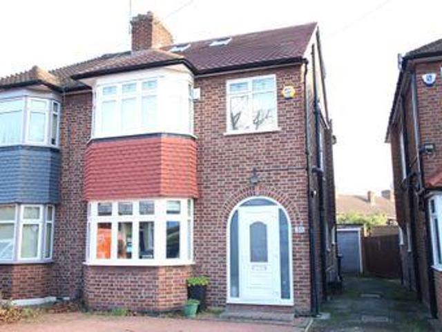 4 Bedrooms Semi detached house for sale in Amberley Road, Enfield EN1
