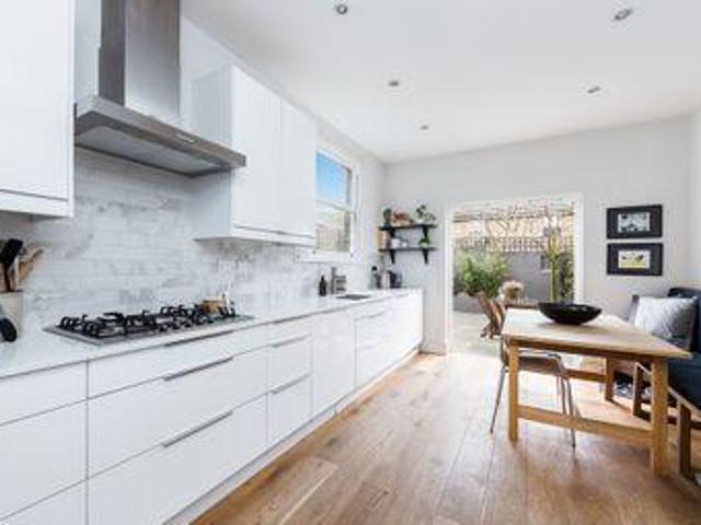 4 Bedrooms Semi detached house for sale in Agnes Road, London W3