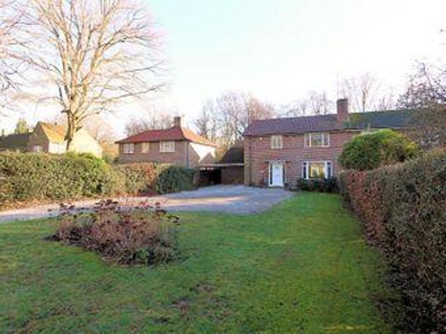 4 Bedrooms Semi detached house for sale in Albert Drive, Woking GU21