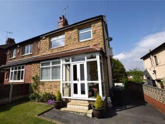 4 Bedrooms Semi detached house for sale in Armley Grange Avenue, Leeds, West Yorkshire LS12