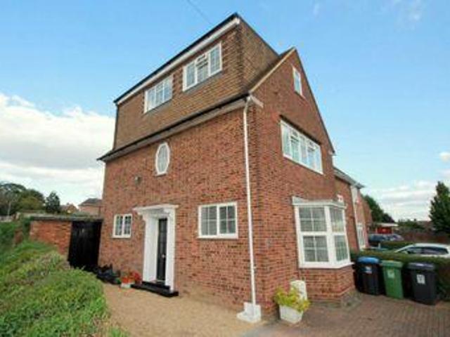 4 Bedrooms Semi detached house for sale in Athelstan Road, Hemel Hempstead HP3