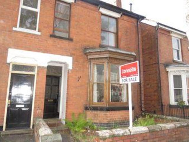 4 Bedrooms Semi detached house for sale in Avondale Road, Newbridge, Wolverhampton WV6