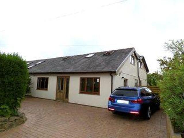4 Bedrooms Semi detached house for sale in Bolton Road West, Holcombe Brook, Bury BL0
