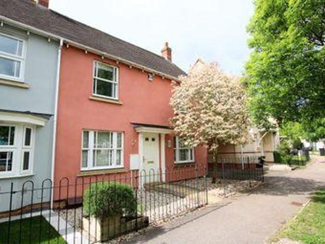 4 Bedrooms Semi detached house for sale in Baynard Avenue, Flitch Green, Dunmow CM6