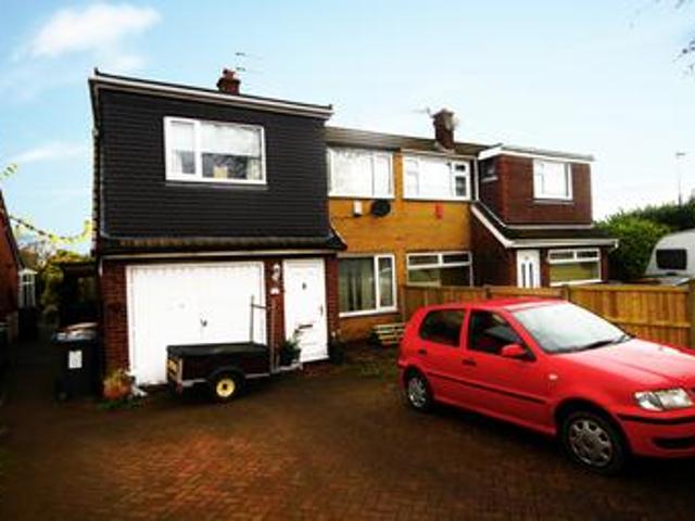 4 Bedrooms Semi detached house for sale in Barratt Road, Cheshire East, Cheshire ST7