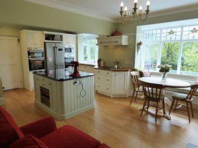 4 Bedrooms Semi detached house for sale in Barton Road, Lancaster LA1