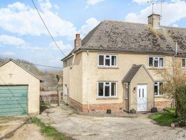 4 Bedrooms Semi detached house for sale in Bear Close, Woodstock, Oxfordshire OX20