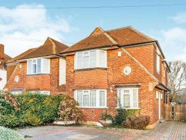 4 Bedrooms Semi detached house for sale in Blakes Avenue, New Malden KT3