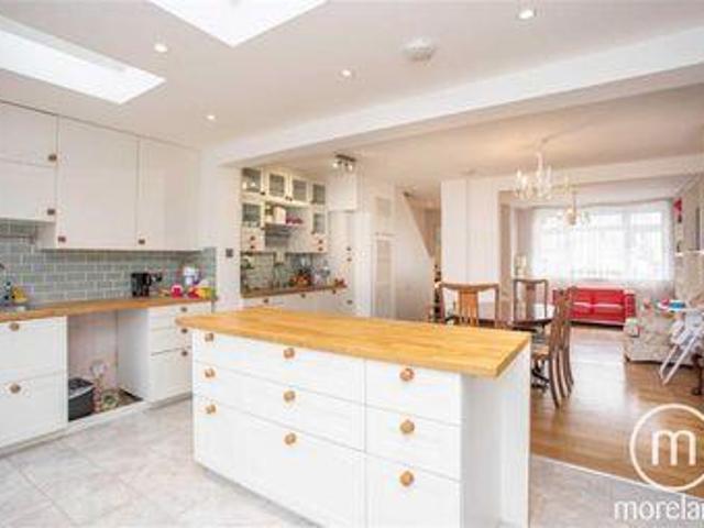 4 Bedrooms Semi detached house for sale in Brent Park Road, Hendon NW4