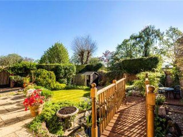 4 Bedrooms Semi detached house for sale in Bridle Road, Maidenhead, Berkshire SL6