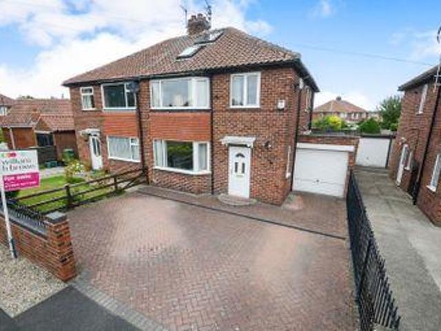 4 Bedrooms Semi detached house for sale in Brooklands, York YO10