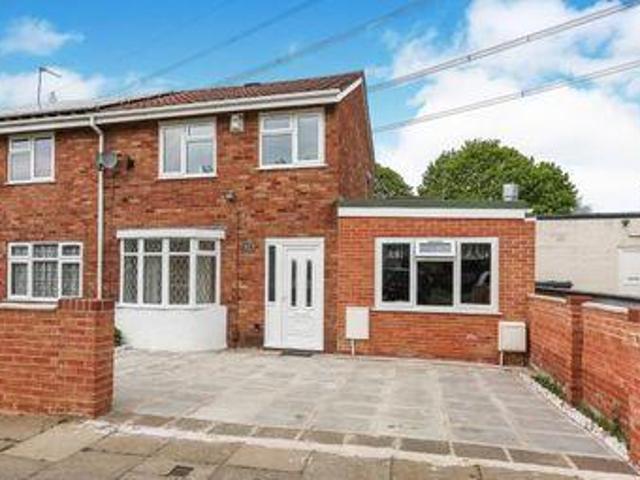 4 Bedrooms Semi detached house for sale in Bromford Drive, Hodge Hill, Birmingham, West Midlands B36