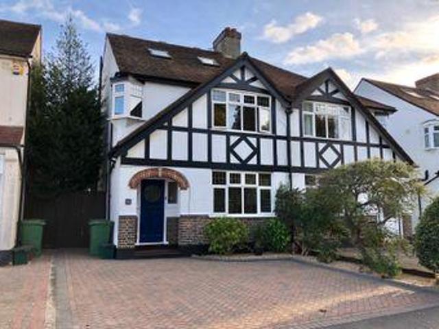 4 Bedrooms Semi detached house for sale in Bute Gardens West, Wallington SM6