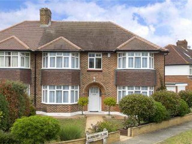 4 Bedrooms Semi detached house for sale in Burberry Close, New Malden KT3