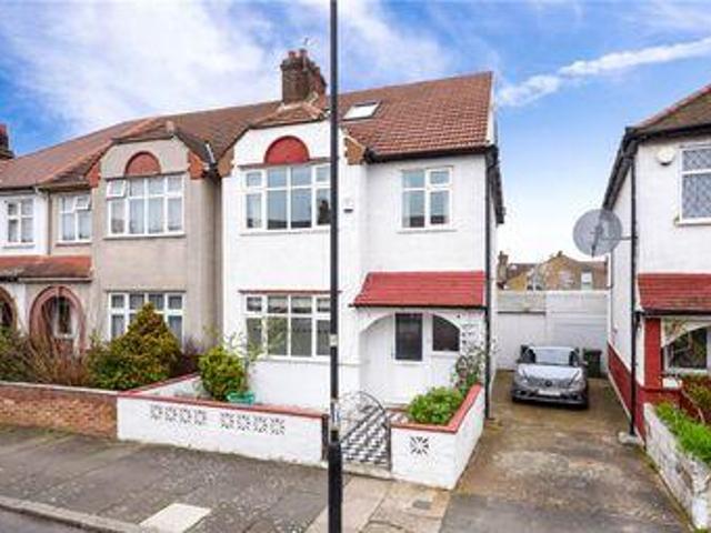 4 Bedrooms Semi detached house for sale in Glennie Road, London SE27