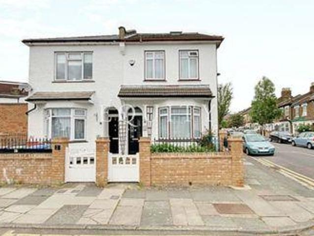 4 Bedrooms Semi detached house for sale in Glenville Avenue, Enfield EN2