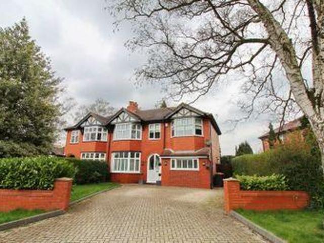 4 Bedrooms Semi detached house for sale in Granary Lane, Worsley, Manchester M28