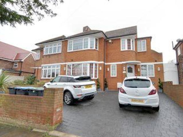 4 Bedrooms Semi detached house for sale in Greystoke Gardens, Enfield EN2