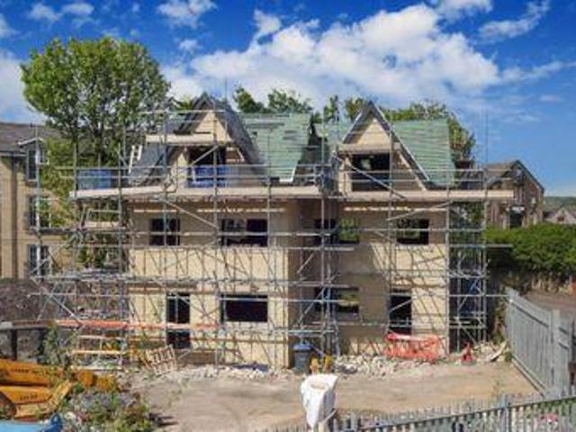 4 Bedrooms Semi detached house for sale in Dock Lane, Shipley BD17