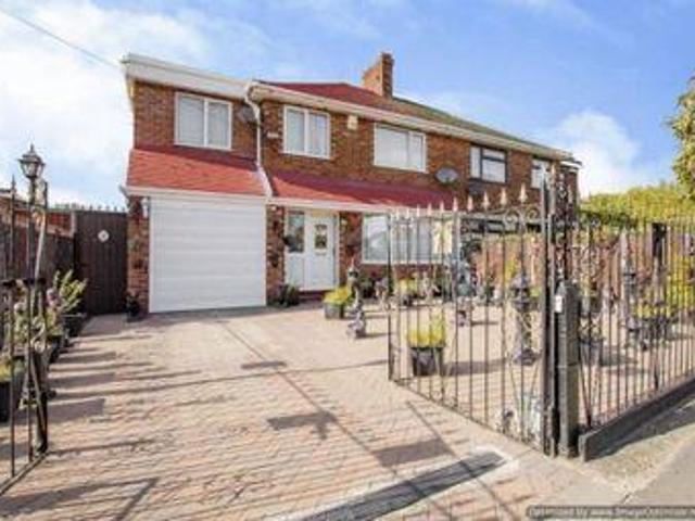 4 Bedrooms Semi detached house for sale in Dorton Avenue, Gainsborough DN21