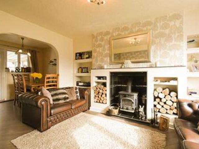 4 Bedrooms Semi detached house for sale in Dalby Crescent, Blackburn BB2