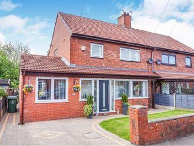 4 Bedrooms Semi detached house for sale in Dalton Street, Manchester M35