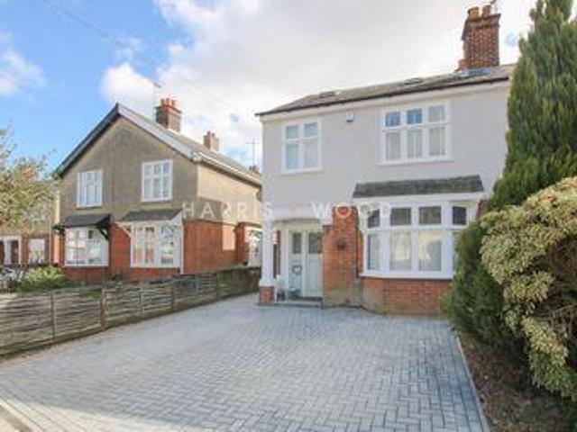4 Bedrooms Semi detached house for sale in Drury Road, Colchester CO2