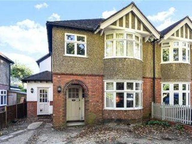 4 Bedrooms Semi detached house for sale in Elton Drive, Maidenhead, Berkshire SL6