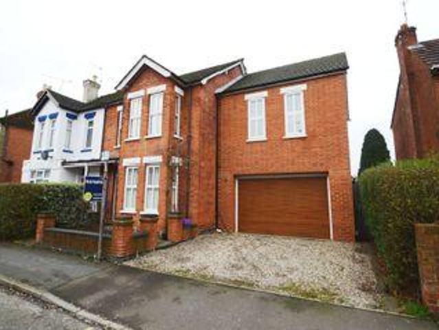 4 Bedrooms Semi detached house for sale in Elm Grove Road, Farnborough, Hampshire GU14