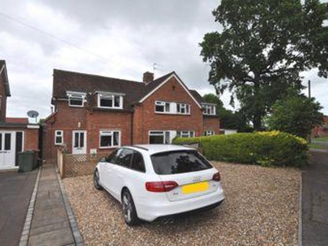 4 Bedrooms Semi detached house for sale in Four Acres, Guildford GU1