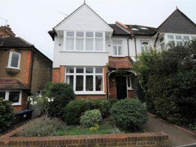 4 Bedrooms Semi detached house for sale in Fitzjohn Avenue, Barnet EN5