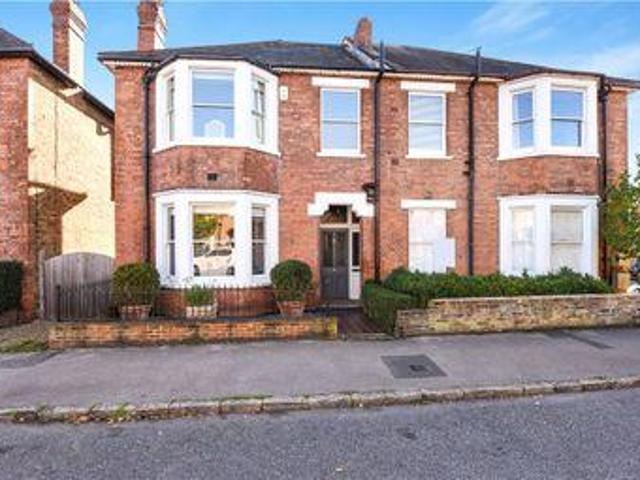 4 Bedrooms Semi detached house for sale in Frances Road, Windsor, Berkshire SL4